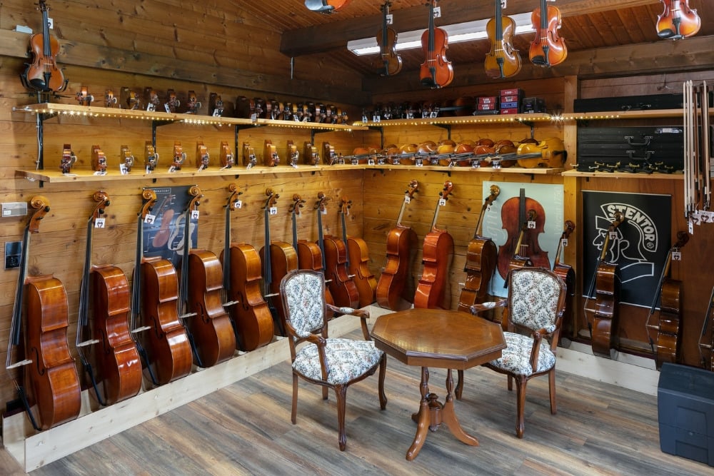 Unsere Abteilungen | music world Brilon